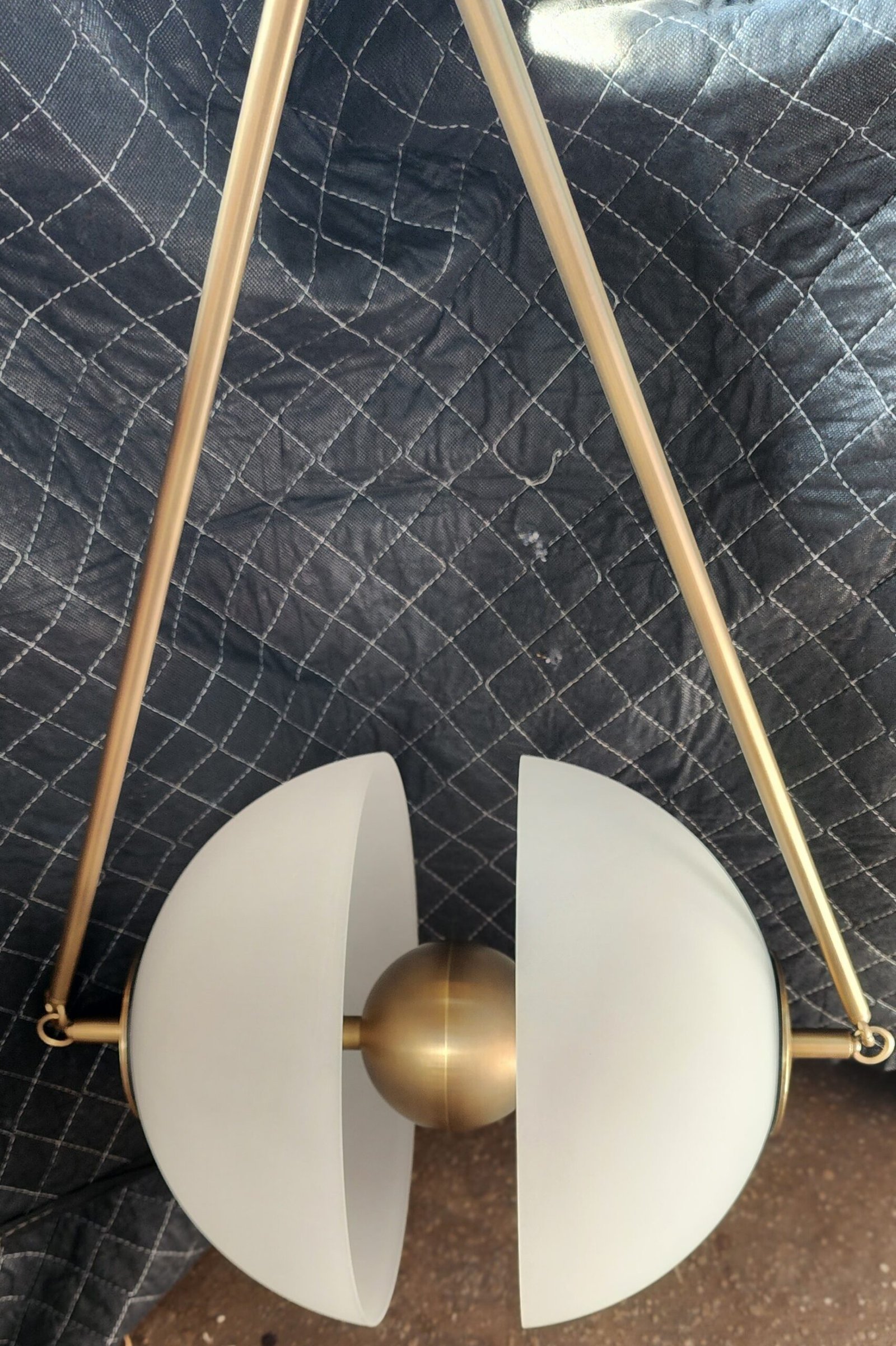 SYNAPSE PENDANT SMALL. Item 10056 – A&C MOVING